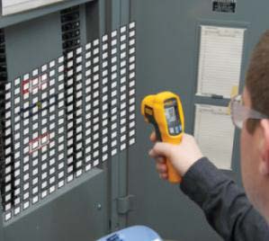 New Fluke VT04 Visual IR Thermometer